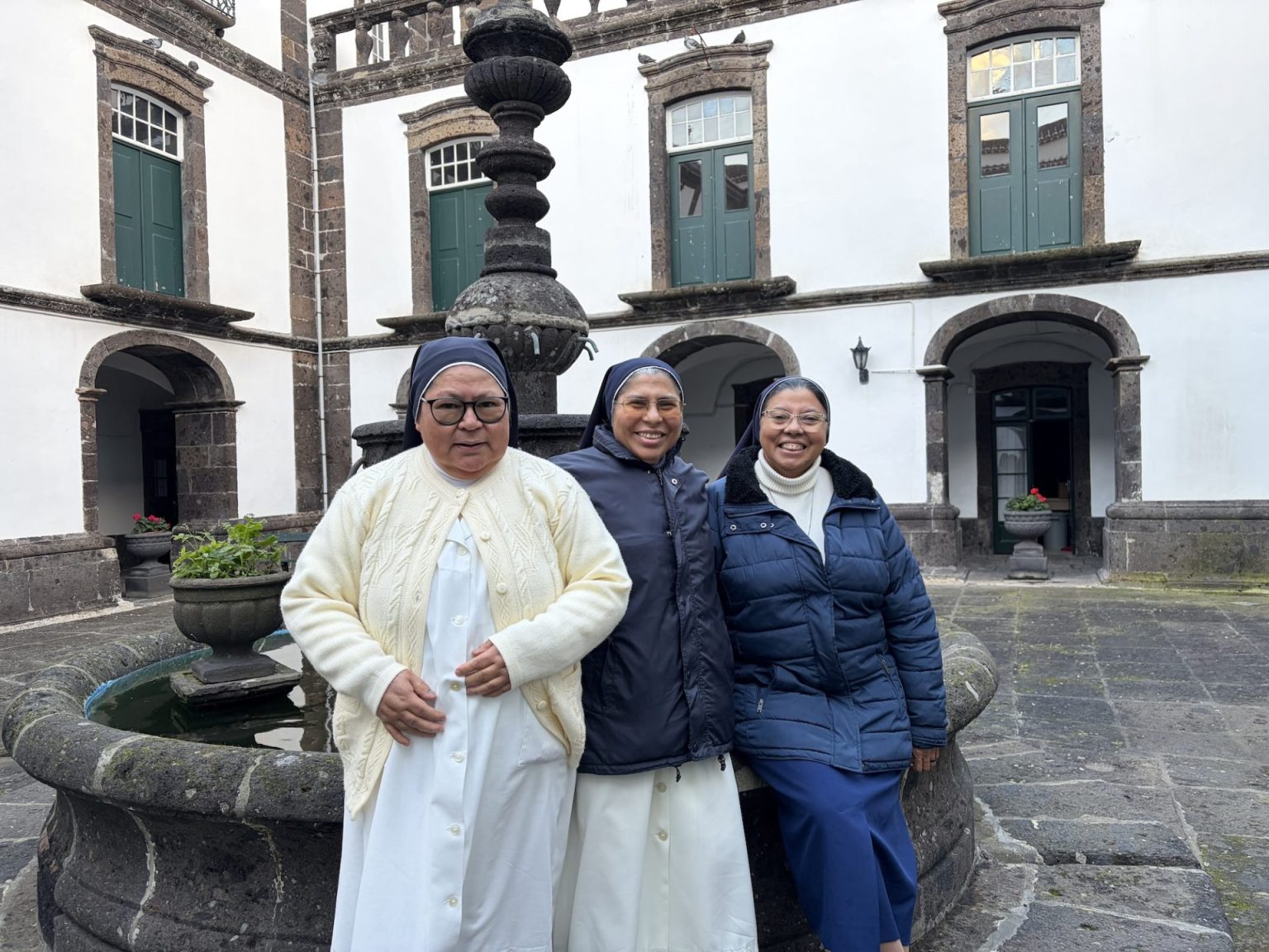 A força silenciosa da oração no Santuário: Irmãs do Bom Pastor celebram ...